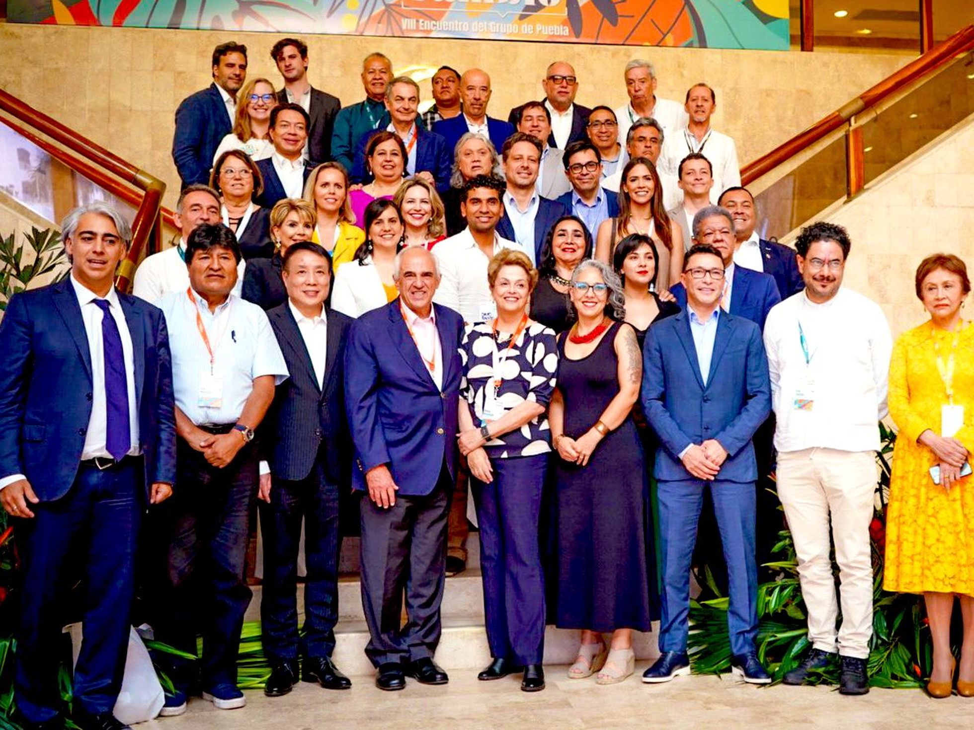 [El País] Los líderes progresistas de Iberoamérica celebran en Colombia ...